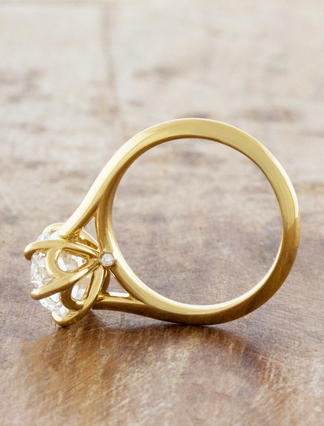 Angel - 6-Prong Oval Solitaire with Vintage Floral Basket & Hidden ...