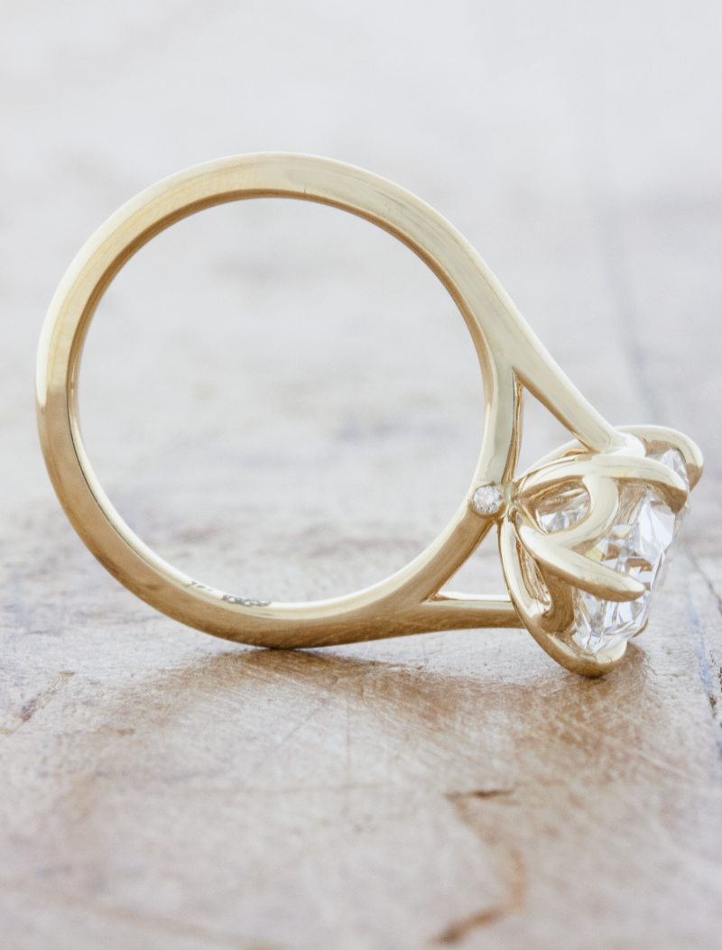 Angel - 6-Prong Oval Solitaire with Vintage Floral Basket & Hidden ...
