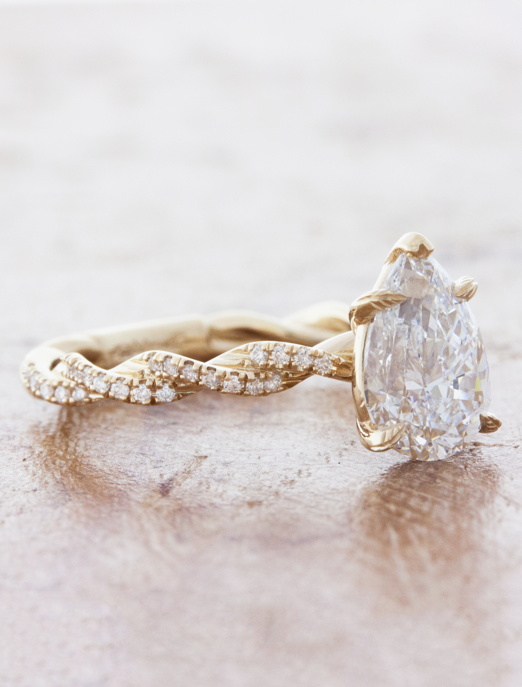 Melody: Pear Solitaire Engagement Ring with Pavé Twisted Band | Ken ...