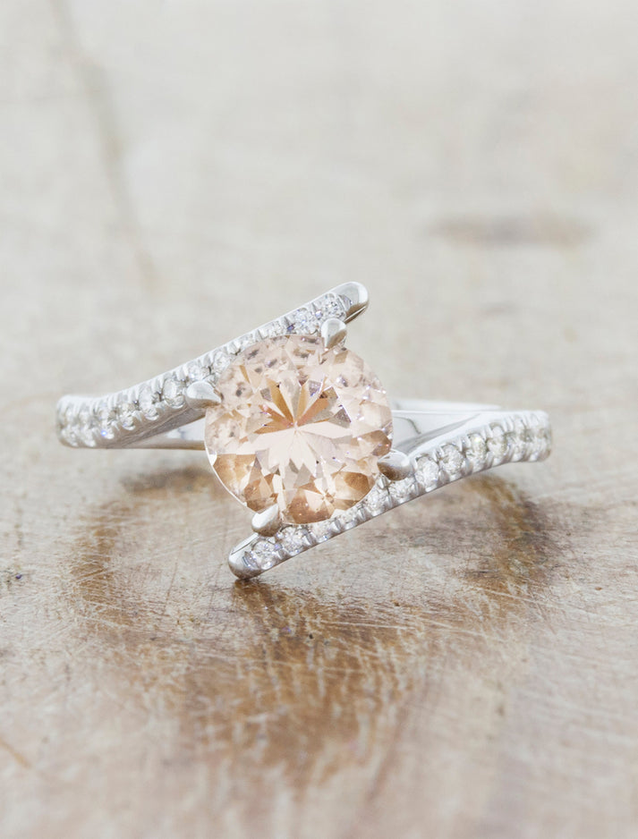 Lexi Peach Sapphire: Peach sapphire engagement ring | Ken & Dana Design