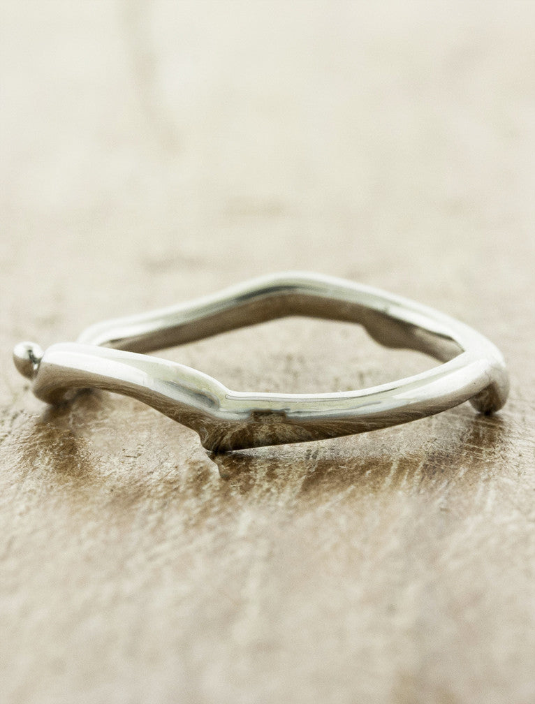 Unique wedding rings without diamonds 60 photos - Vianawedding.com