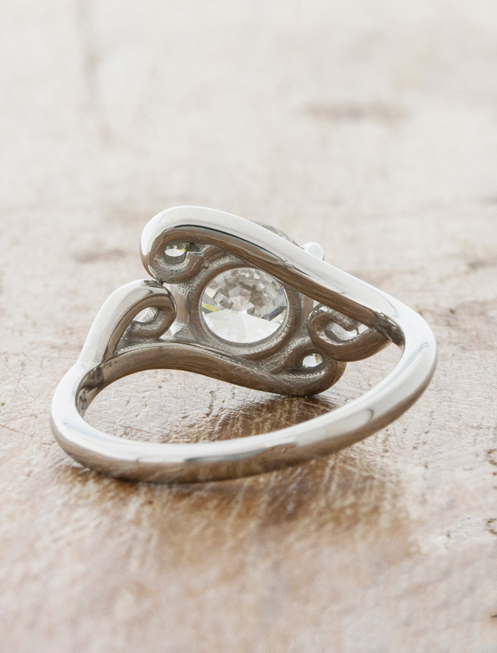 Aliyah: Sculptural Twirling Band Diamond Engagement Ring | Ken & Dana ...