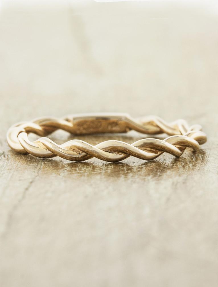 Lovelace: Elegant Twisted Rope Wedding Band | Ken & Dana Design